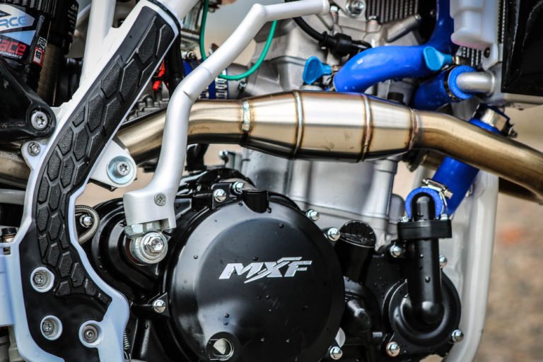 MXF lança a 300 RX, uma off-road para trilhas e enduro, de 300cc