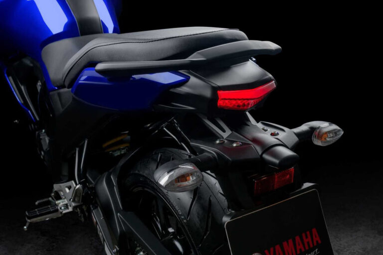 Yamaha Fazer FZ15 ABS 2024: Uma Poderosa Opção Urbana com Design e ...