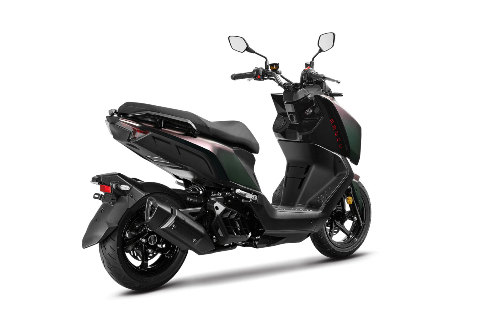 SYM lança scooter esportiva MMBCU inspirada na cobra Mamba